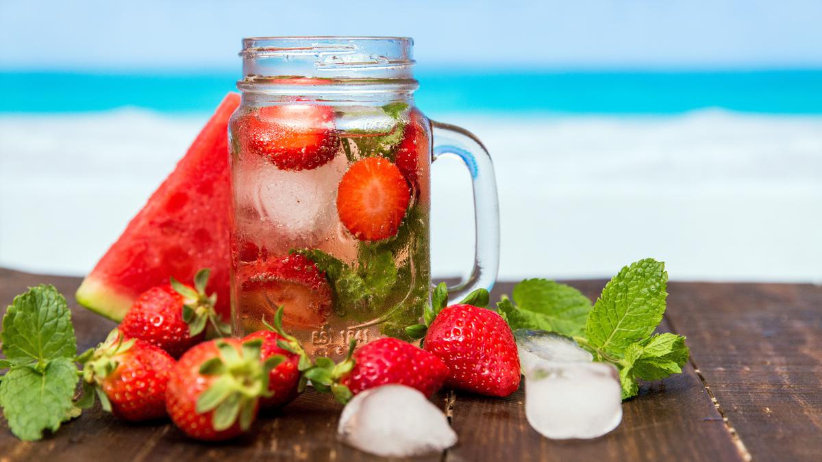 5 Resep Es Buah Segar yang Bisa Kamu Coba di Rumah