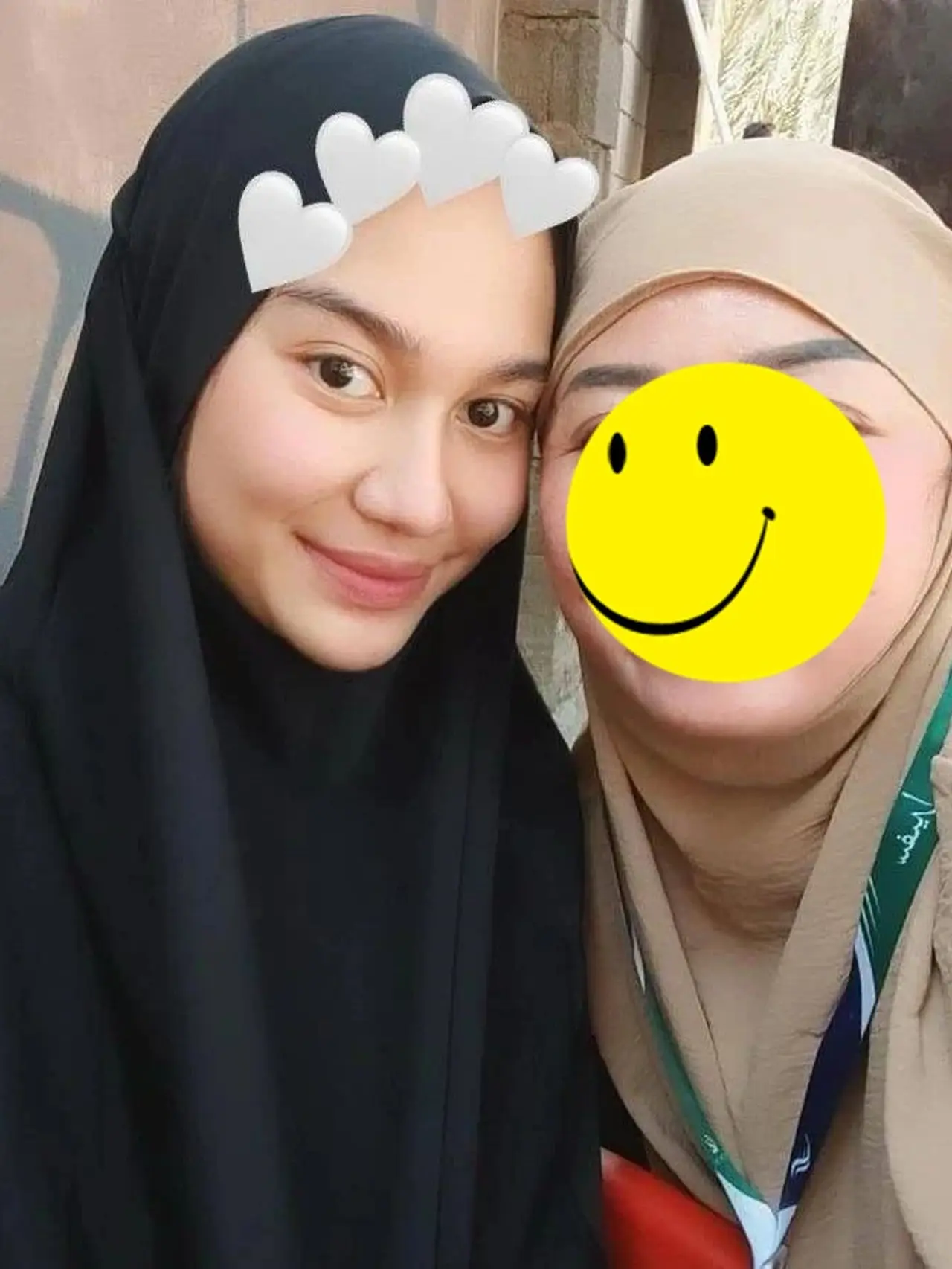 6 Potret Azizah Salsha Jalani Ibadah Umrah, Tunggu Pratama Arhan di ...