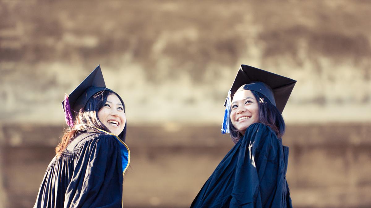 Sebelum Melangkah Pakai Toga, Ini 7 Hal yang Harus Kamu Ingat ...