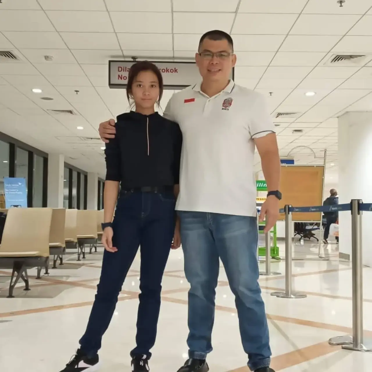 6 Potret Maria Luna Ferisha, Putri Chris John Sekaligus Atlet Wushu ...