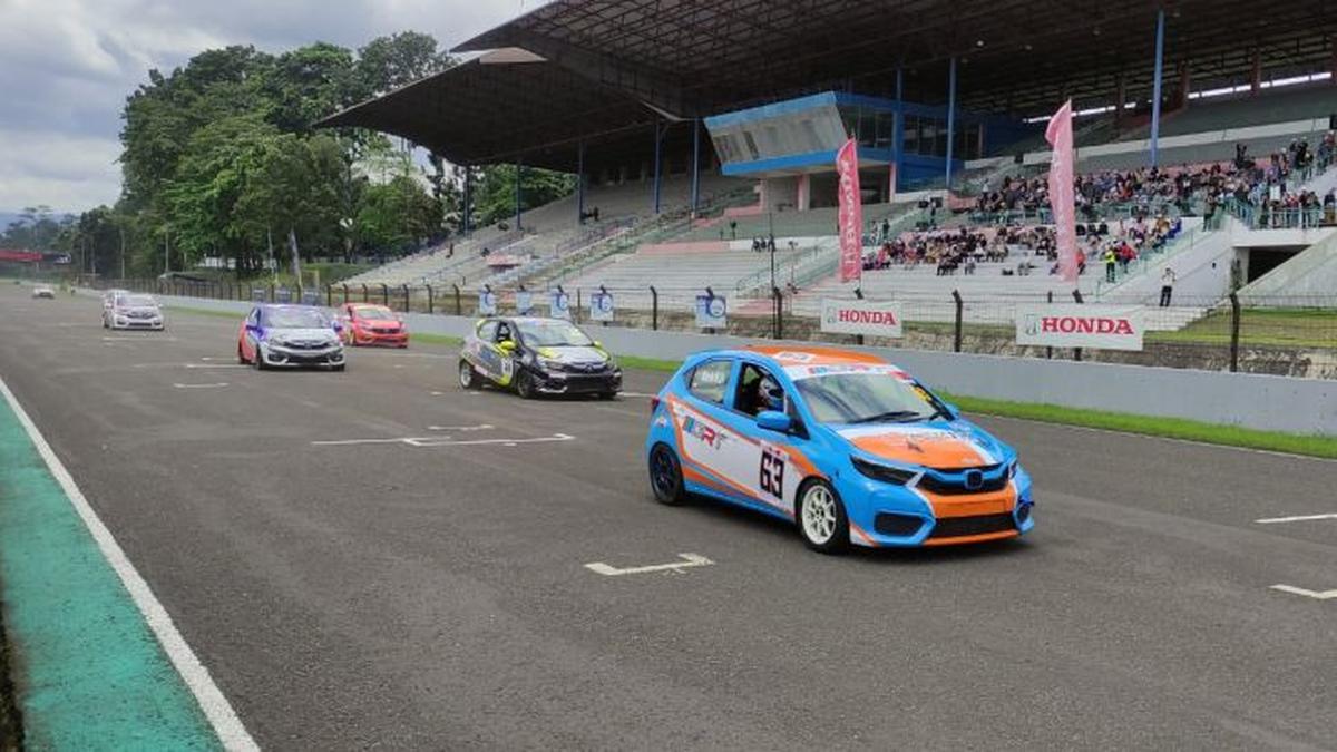 Honda Kembali Gelar Balap Mobil One Make Race, Peserta dan Hadiahnya ...