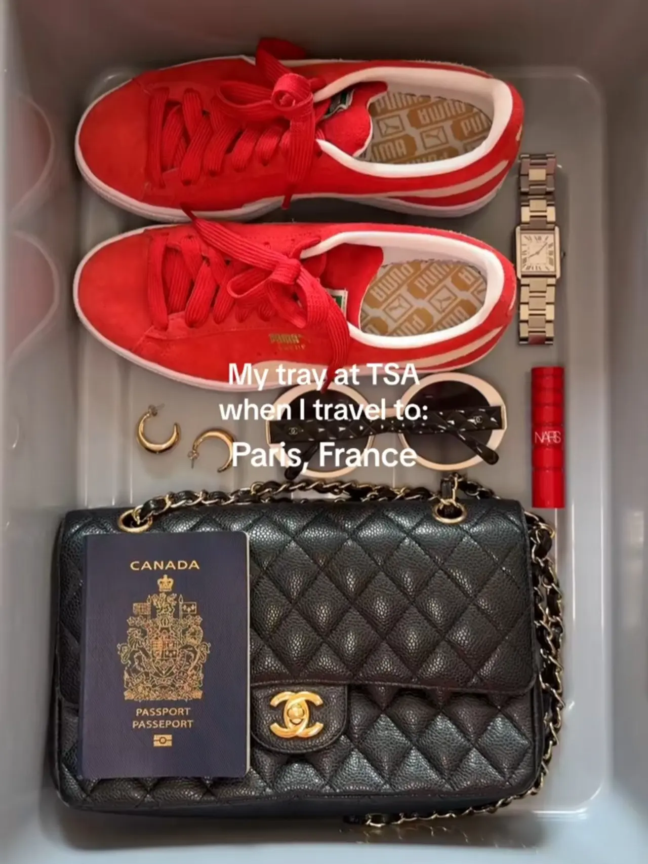 Viral Tren TikTok Airport Tray Aesthetic, Unggah Foto Estetik Nampan ...