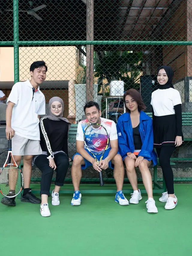 6 Potret Eveline Ovilia Asisten Baru Raffi Ahmad, Pernah Jadi Ajudan ...