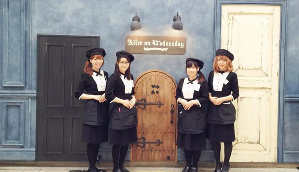 Benarkah Alice In Wonderland Ada Di Jepang Photo Fimela Com