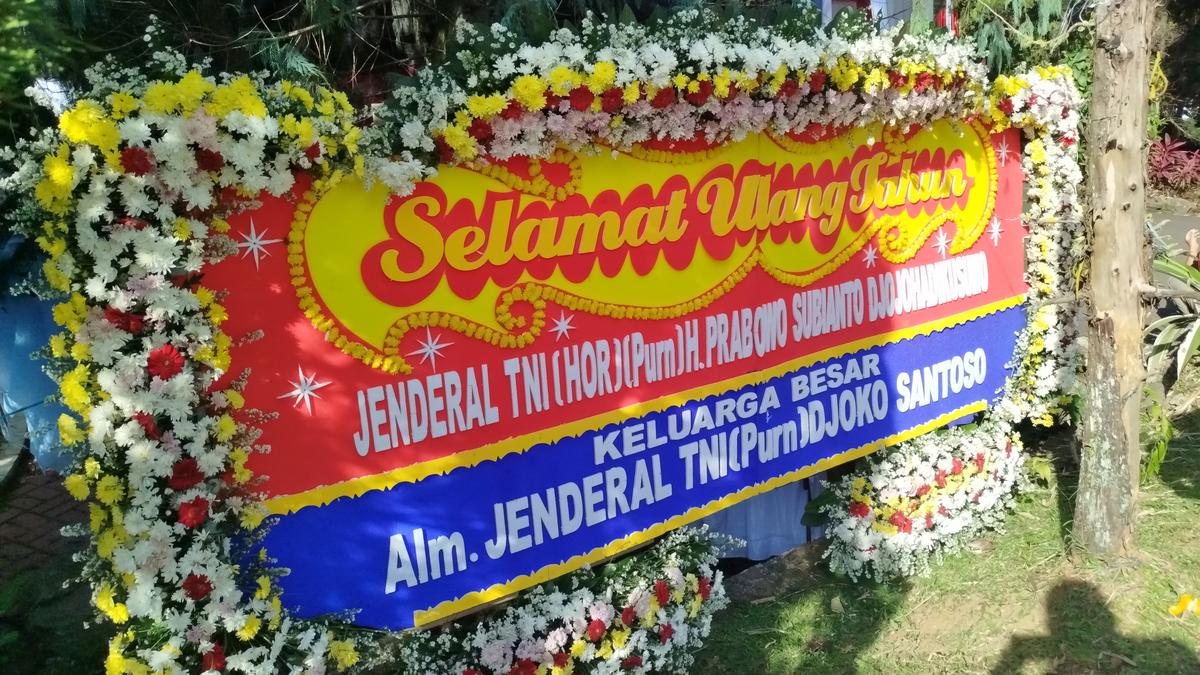 Prabowo Ulang Tahun, Ucapan dan Karangan Bunga Hiasi Padepokan Garda Yaksa Hambalang - News ...
