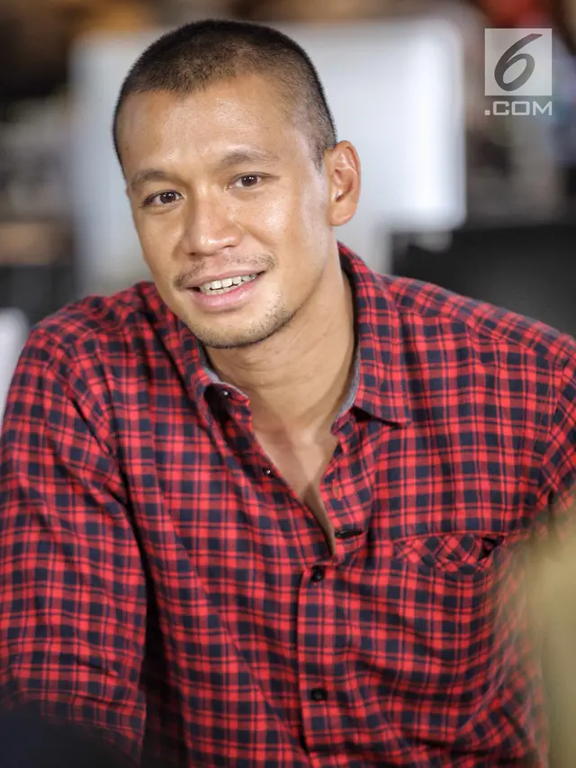 Main Film Horor Bikin Samuel Rizal Bernostalgia - ShowBiz Liputan6.com