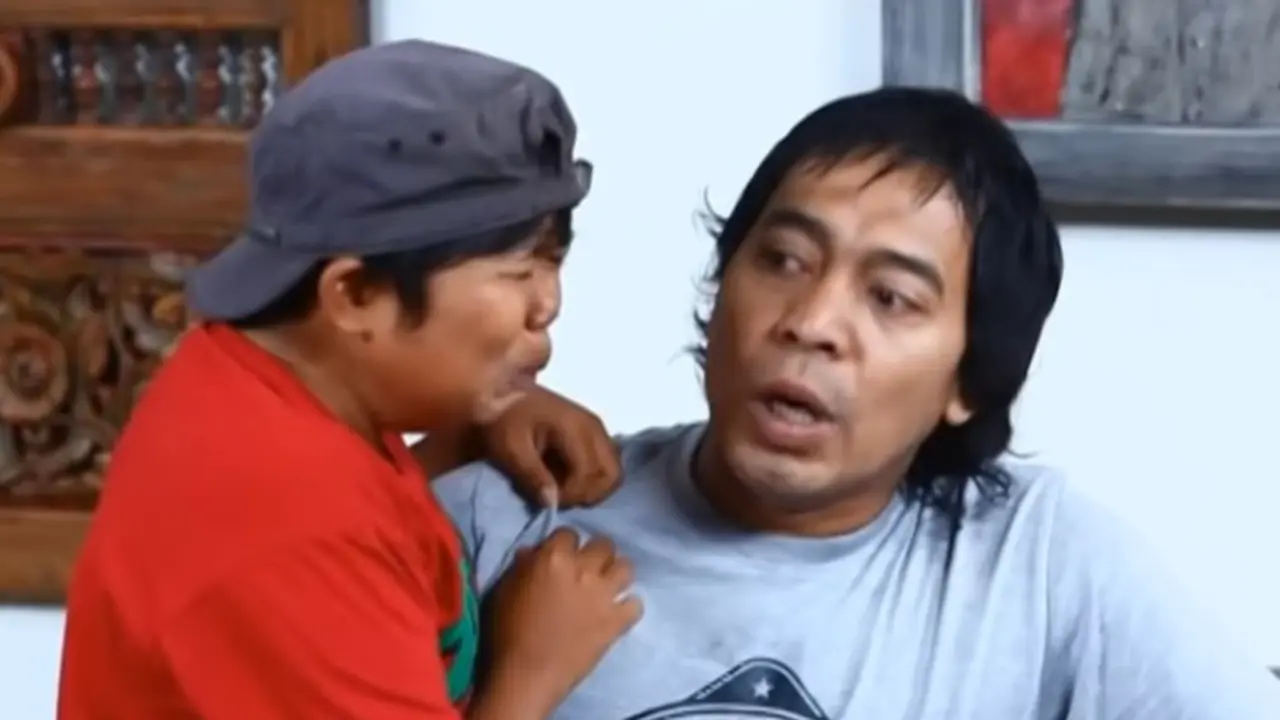 Masyarakat Optimis Komeng Menang Pemilu 2024 Usai Viral Pose Nyelenehnya di Surat Suara - Health ...