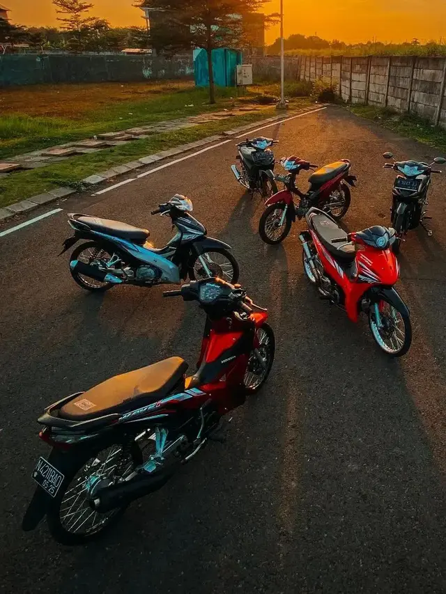 10 Potret Modifikasi Honda Revo 'Koperasi', Gaya Tetap Gaul Meski ...