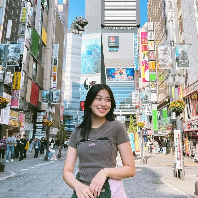 Konten Kreator Irene Suwandi Bakal Debut Jadi Idol Kpop - Regional ...