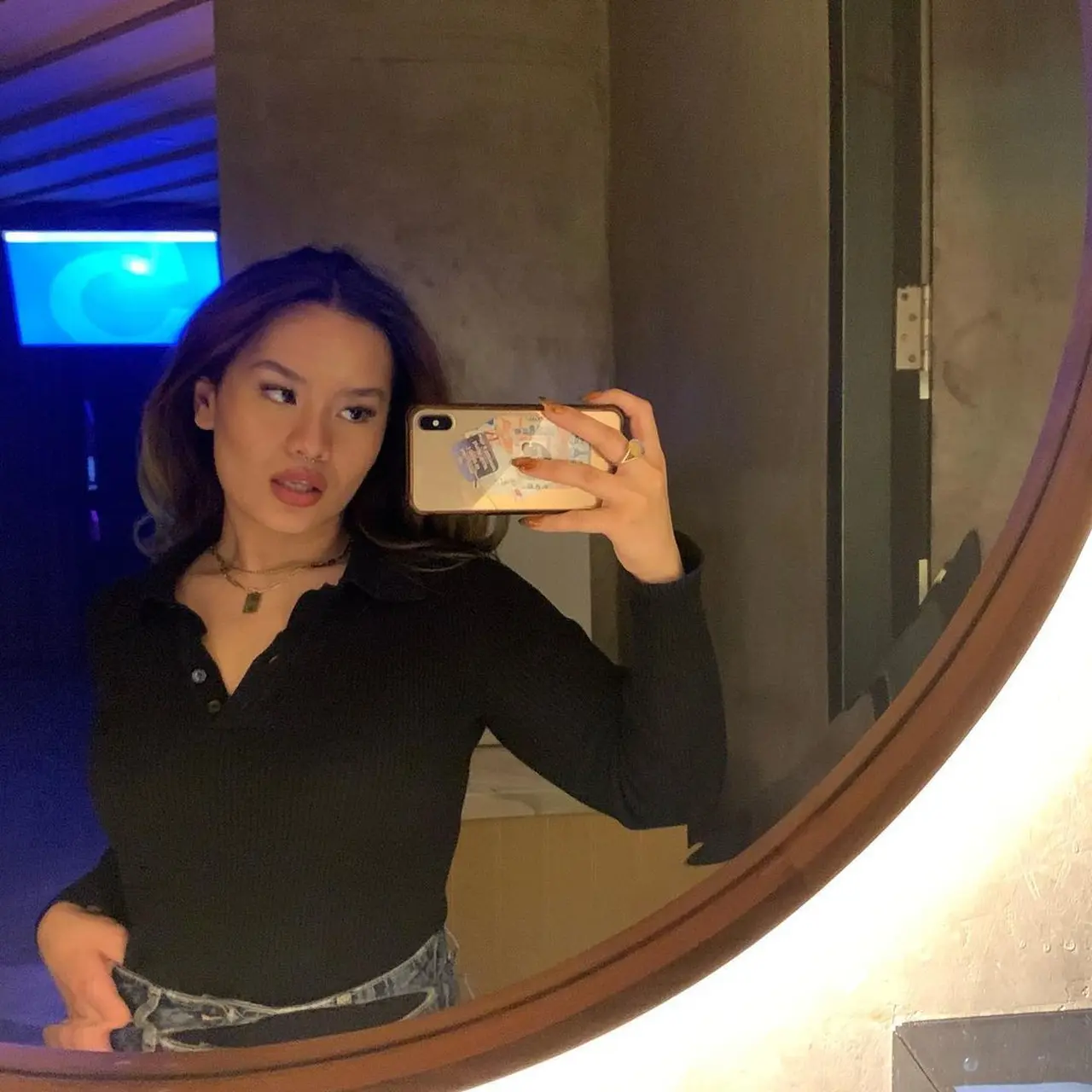 7 Potret Terbaru Zahwa Kakak Aaliyah Massaid Relakan Adik Menikah