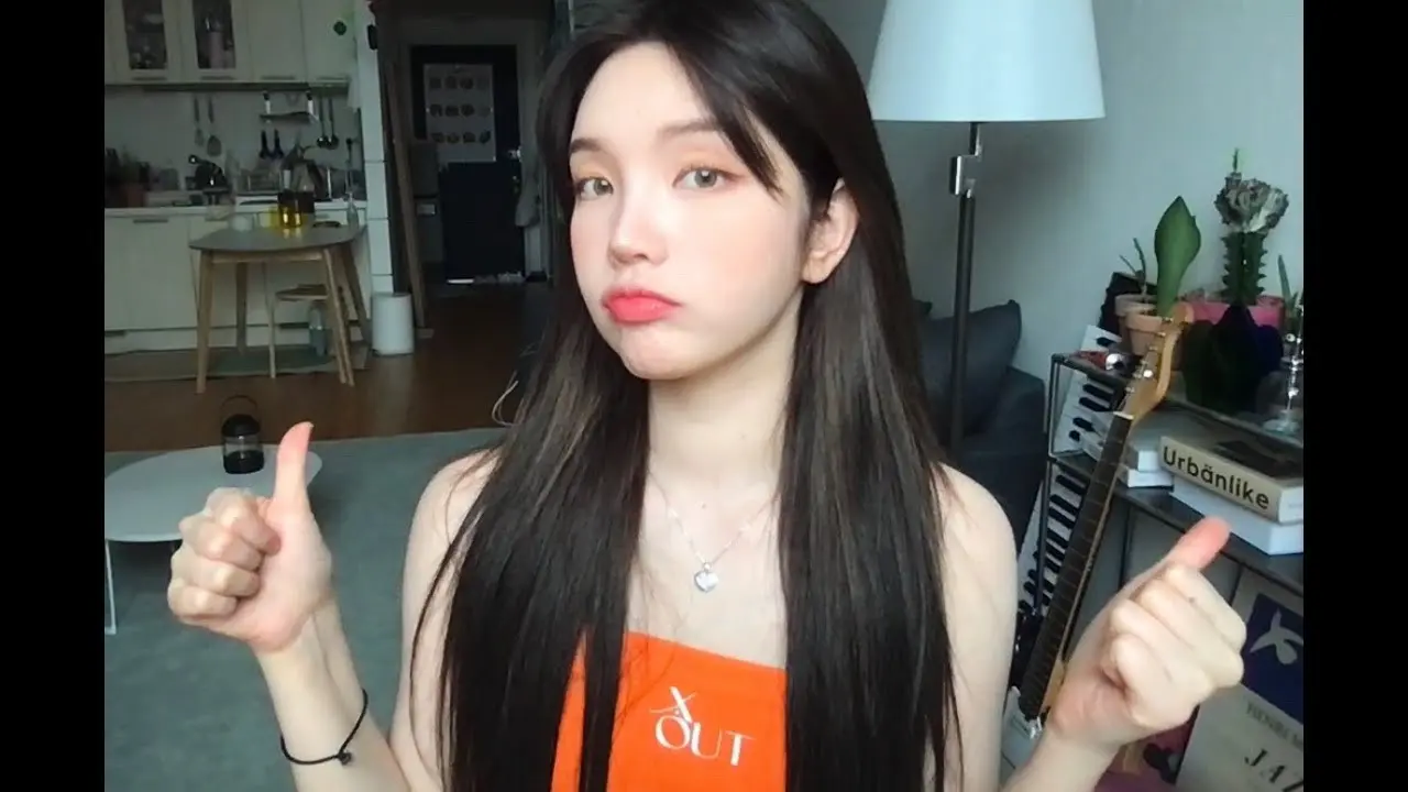 5 Fakta Menarik Xooos, Youtuber Cantik yang Diisukan Pacari Park Seo Joon - Entertainment Fimela.com