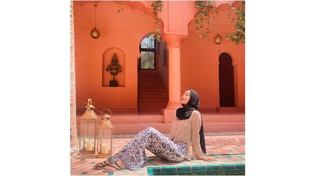 Gaya Hijab Tuai Kritikan, Ini 6 Potret Ghaniya Salma Anak Sulung Opick ...