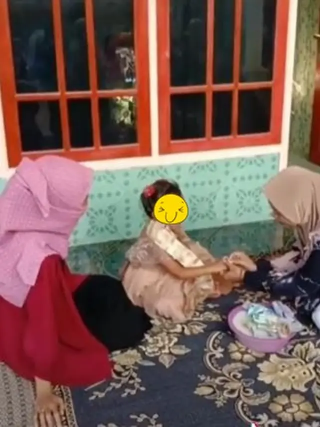 Viral Bocah 4 Tahun Jalani Acara Tunangan, Bikin Netizen Heboh - Hot Liputan6.com