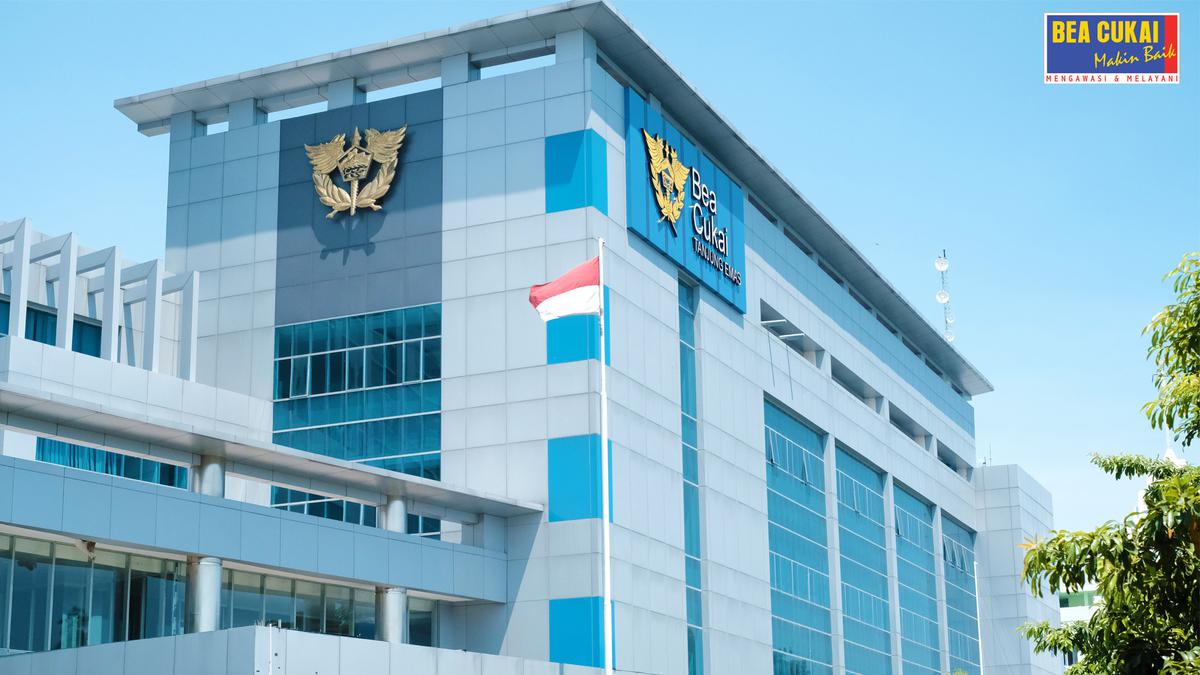Presiden Soeharto Membekukan Direktorat Jenderal Bea Cukai karena Banyaknya Kasus Pungli ...