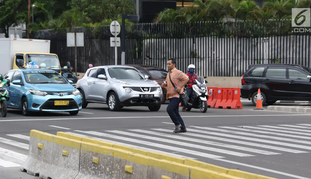 FOTO: Pelican Crossing Tosari Mulai Difungsikan - Foto Liputan6.com