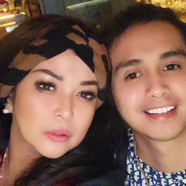 Jelang 3 Tahun Pernikahan, Ini 7 Potret Mesra Ajun Perwira dan Jennifer Ipel - Hot Liputan6.com