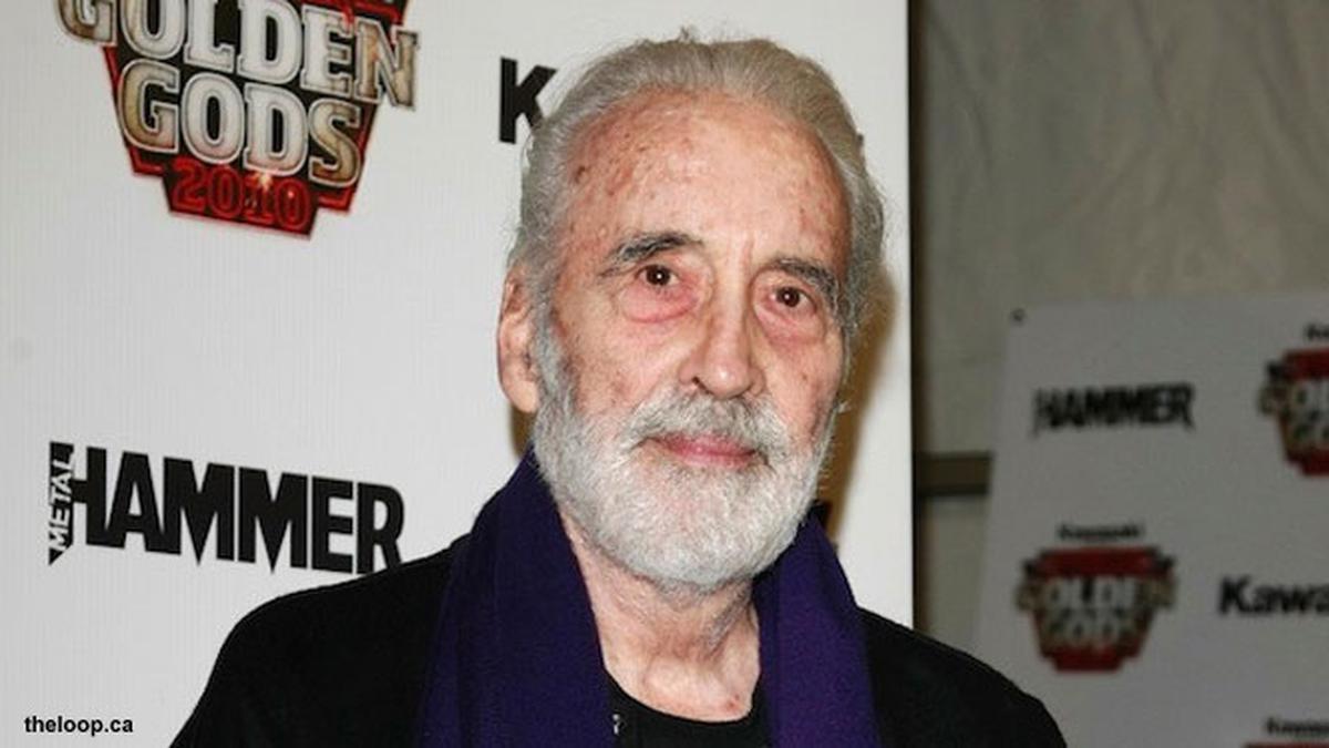 Ultah ke-91, Aktor The Hobbit Lepas Album Metal - ShowBiz Liputan6.com