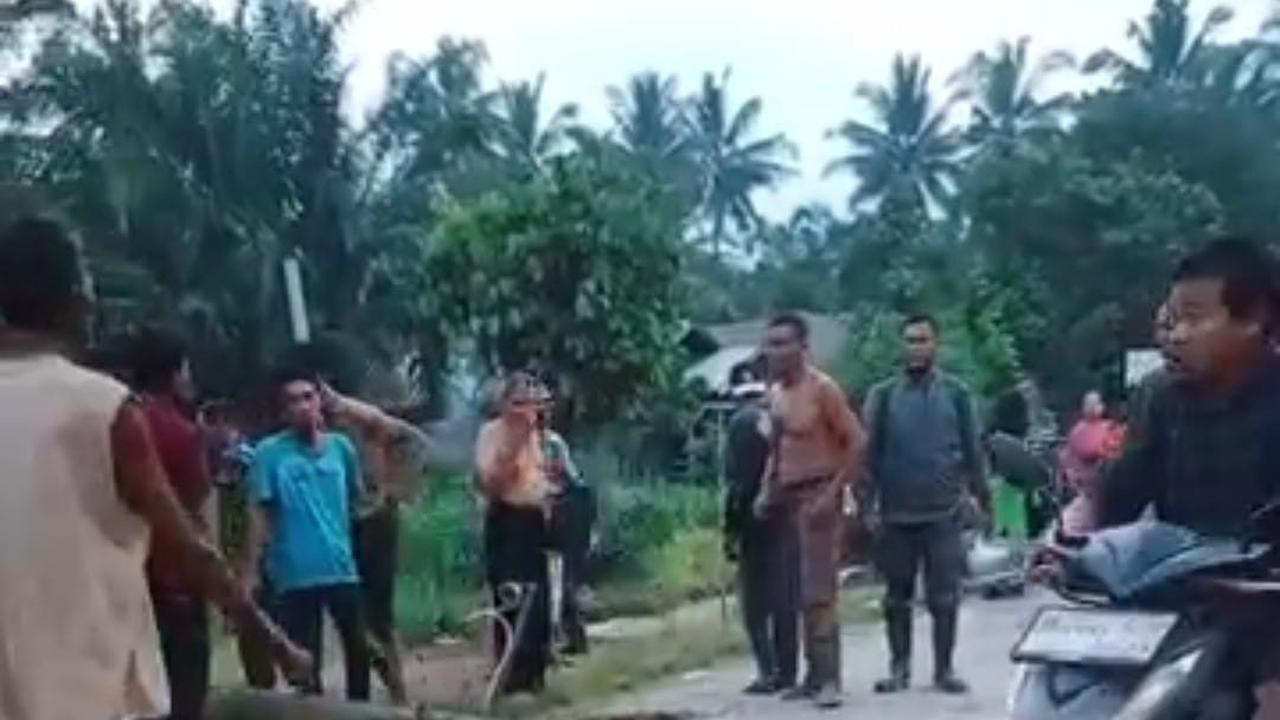 Tiang Listrik Patah Timpa Pengendara di Binjai, Tewaskan Seorang Ibu ...