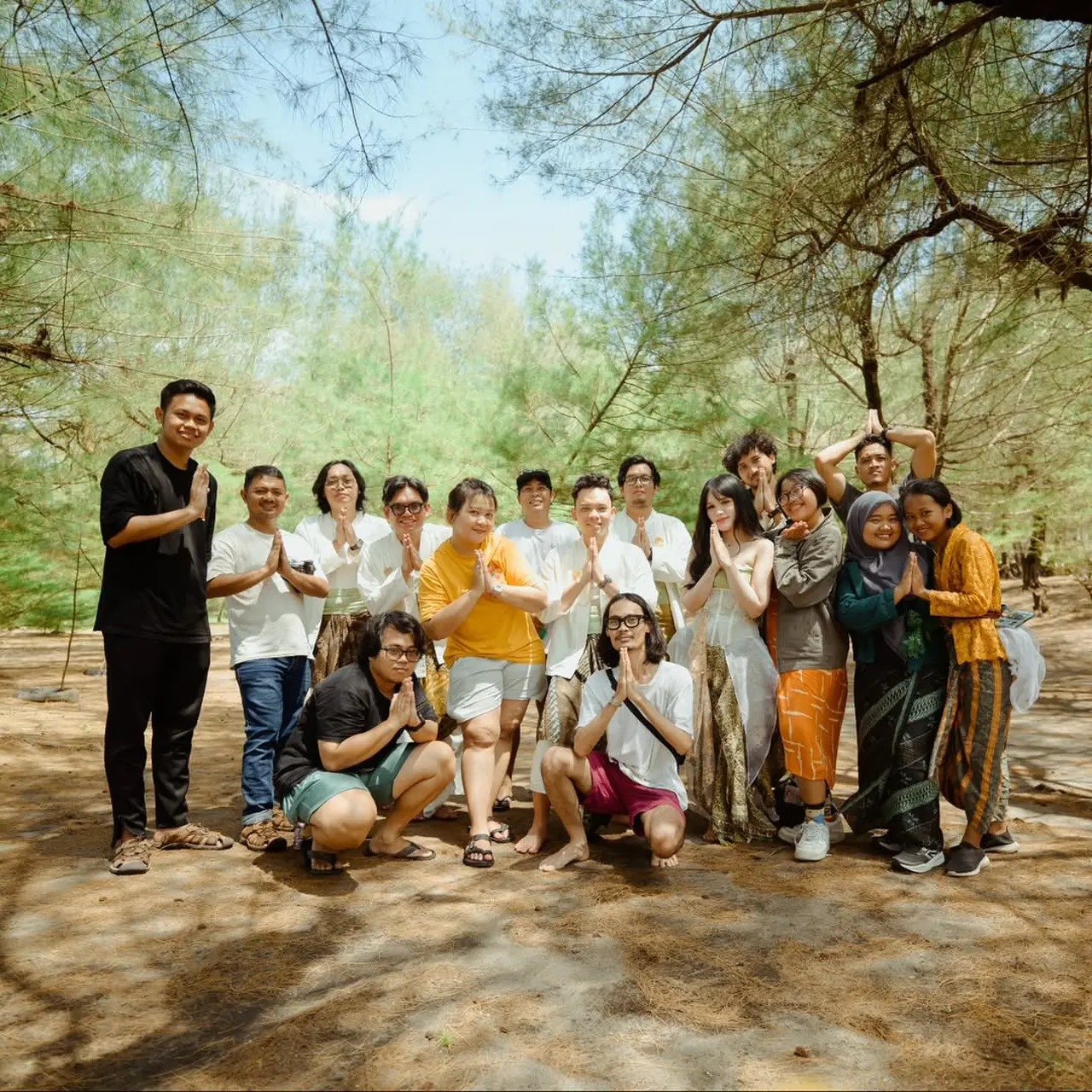 4 Potret Fanny Soegi dalam Penampilan Terbaru, Memesona Dijuluki ...