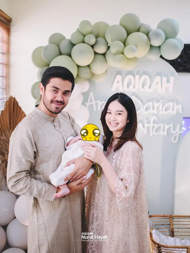 7 Potret Aqiqah Anak Faradilla Yoshi dan Bryan McKenzie, Curi Perhatian - Hot Liputan6.com