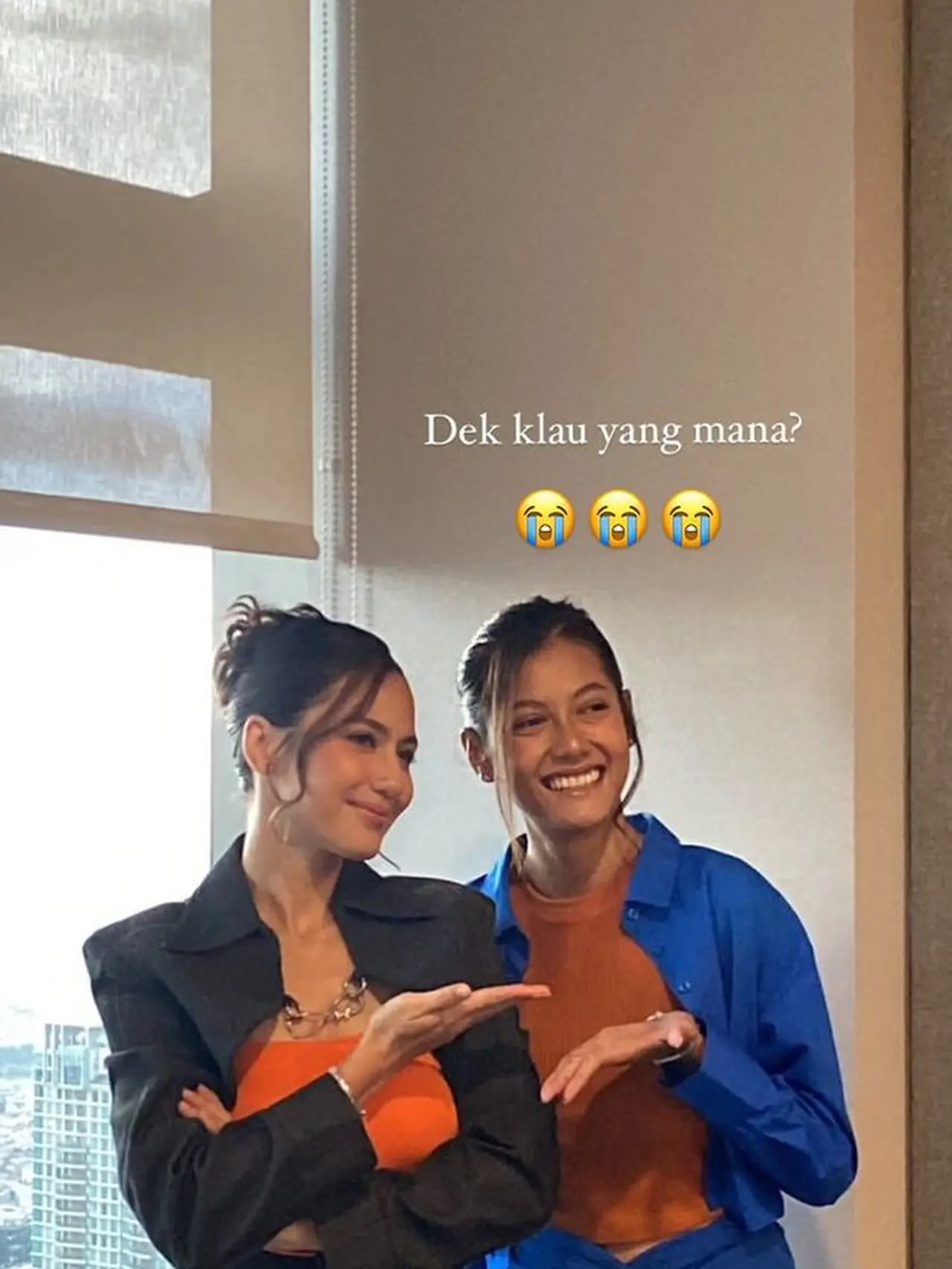 7 Potret Pevita Pearce dan Klaudia Krish, Akhirnya Ketemu Kembaran - Hot Liputan6.com