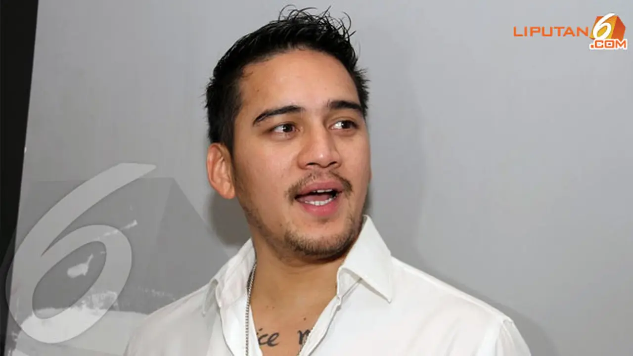 Kasus Belum Selesai, Mario Lawalata Asyik Nonton Basket - ShowBiz ...