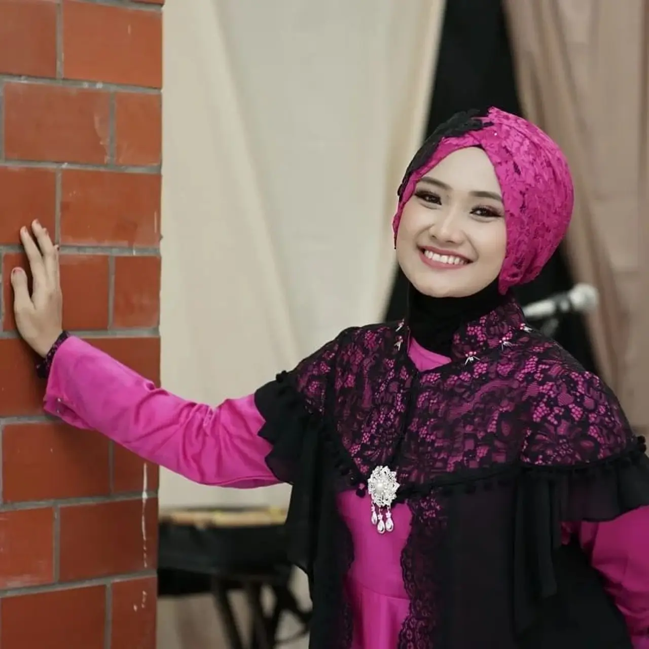 6 Potret Nazla Zain, Vokalis Grup Kasidah Nasida Ria yang Tampil di ...