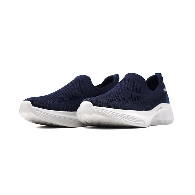 10 Merk Sepatu Walking Lokal Terbaik 2026, Under 1 Juta Nyaman Seharian