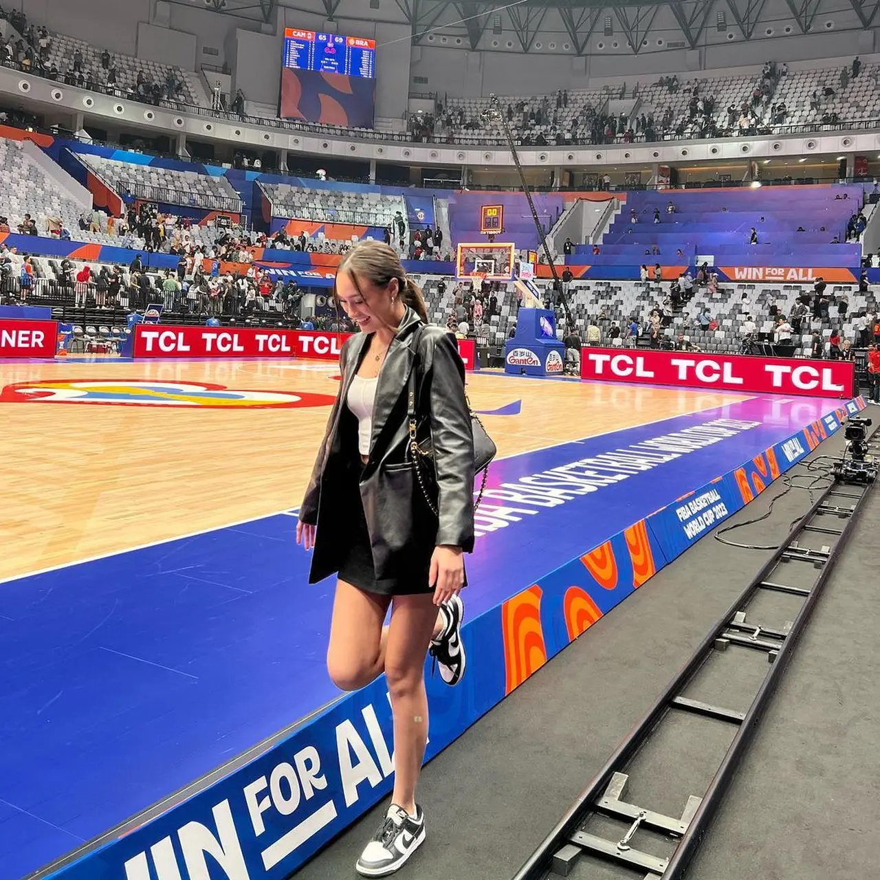 5 Inspirasi Outfit Edgy dan Stylish dari Caitlin Halderman - Fashion ...