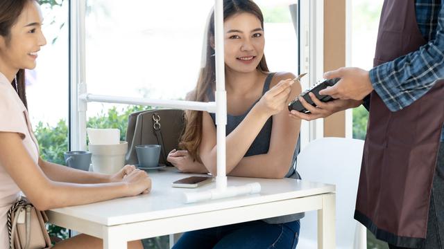 4 Alasan Kenapa Pembayaran Contactless Kini Jadi Tren Baru - Lifestyle ...