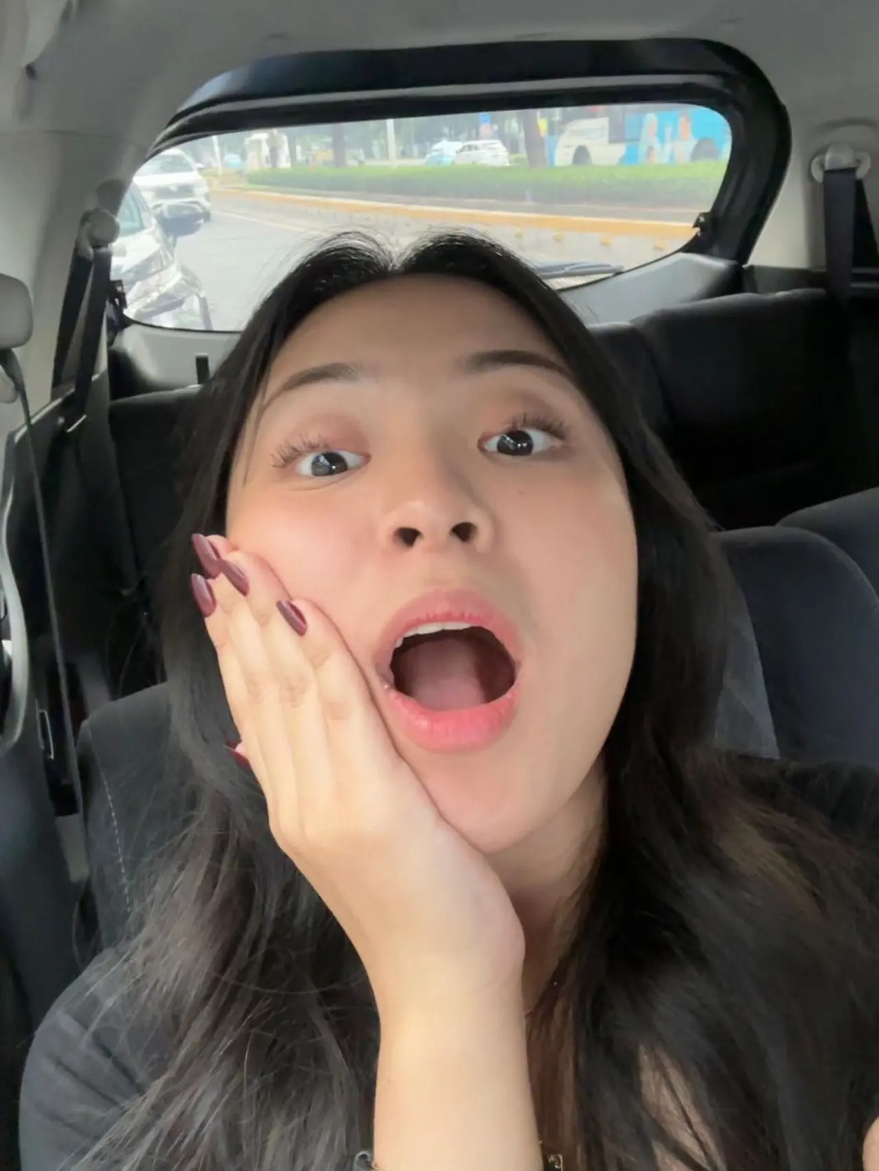 7 Potret Bernadya yang Hobi Selfie, Koleksi Foto 'Pap-able' yang ...