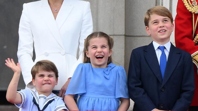 Pangeran George dan Putri Charlotte Bakal Hadir di Pemakaman Ratu ...