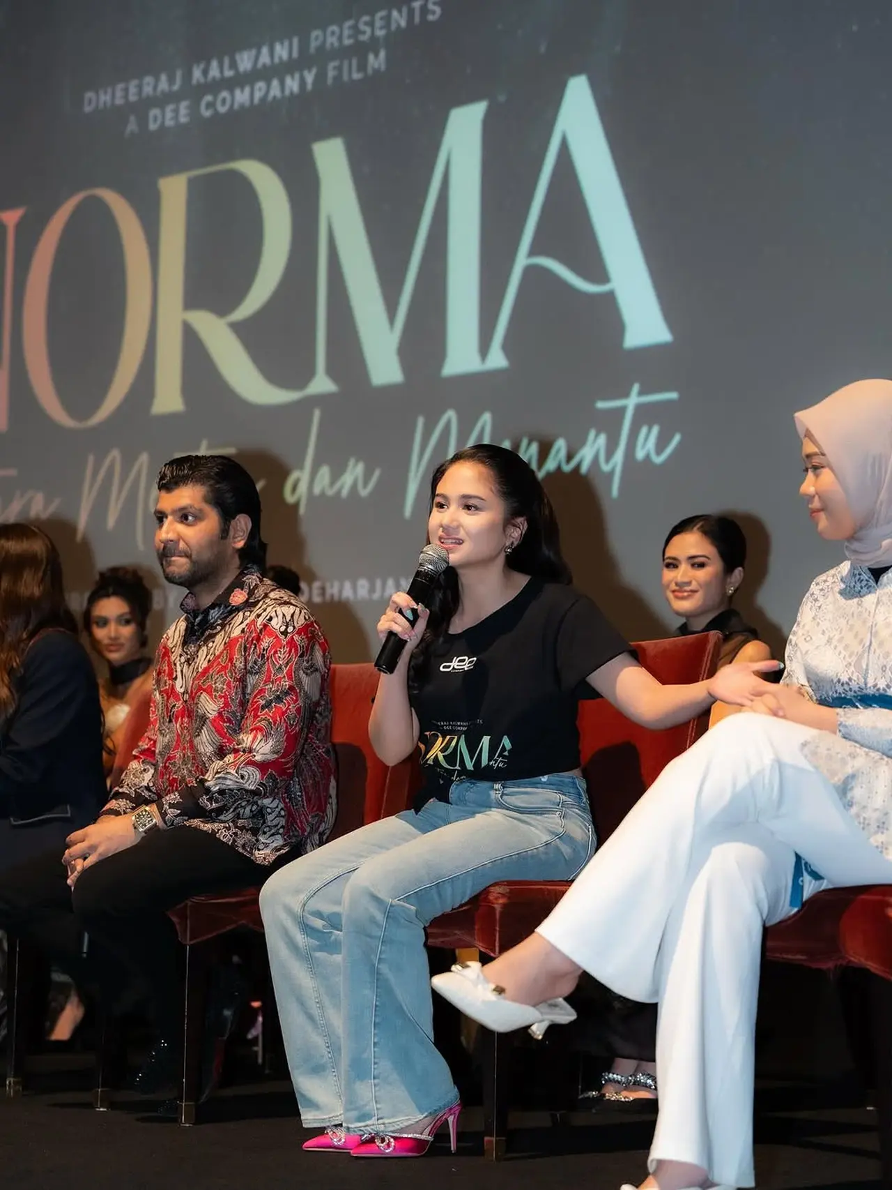 7 Potret Kedekatan Norma Risma dan Tissa Biani, Saling Dukung dan ...