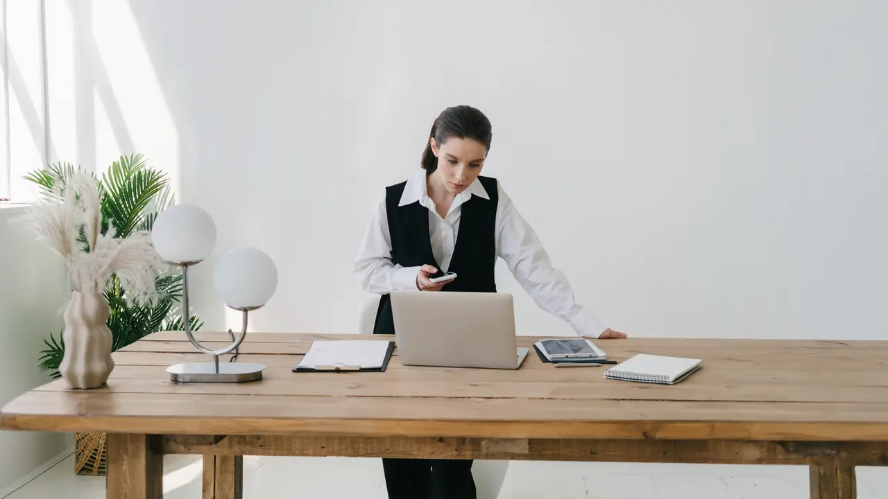 100 Quotes Kerja Penuh Semangat, Motivasi Agar Selalu Produktif - Hot ...