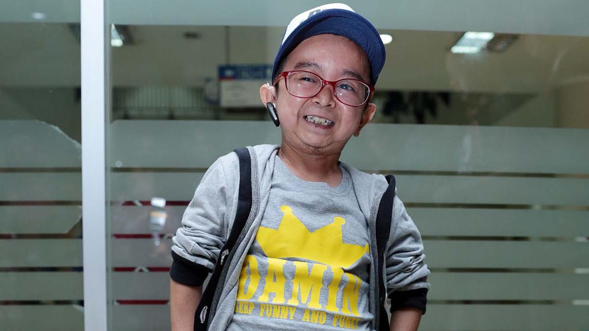 Sepi Job, Daus Mini Harus Jual Mobil untuk Hidupi Keluarga ...