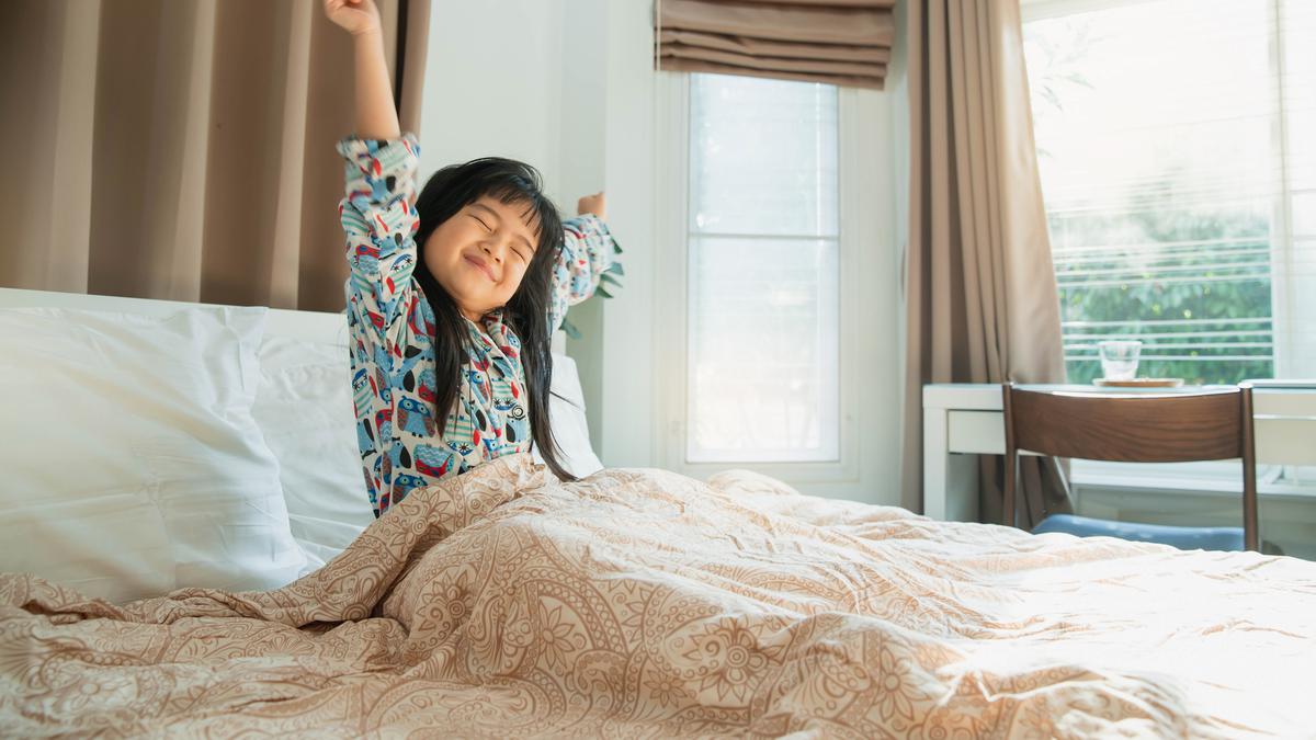 7 Cara Sederhana Agar Anak Bangun Pagi dengan Lebih Bahagia - Parenting ...