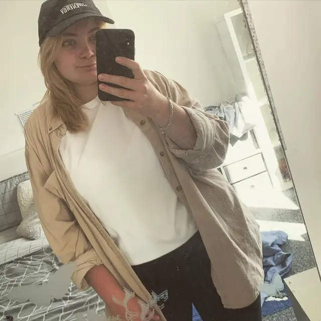 6 Potret Terbaru Jess Smith Pemeran Bayi Matahari di Teletubbies, Hamil ...