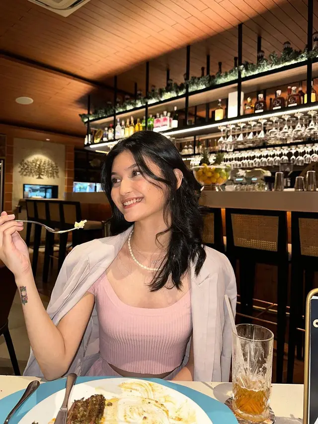 Olla Ramlan Perkenalkan Pacar Baru Sean Alexander, Ini 7 Potret Shyeika ...