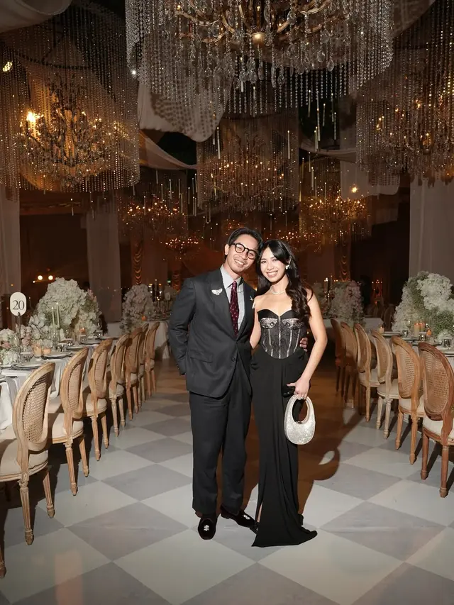 8 Gaya Elegan Seleb Berbalut Gaun Hitam di Resepsi Pernikahan Al Ghazali dan Alyssa Daguise ...