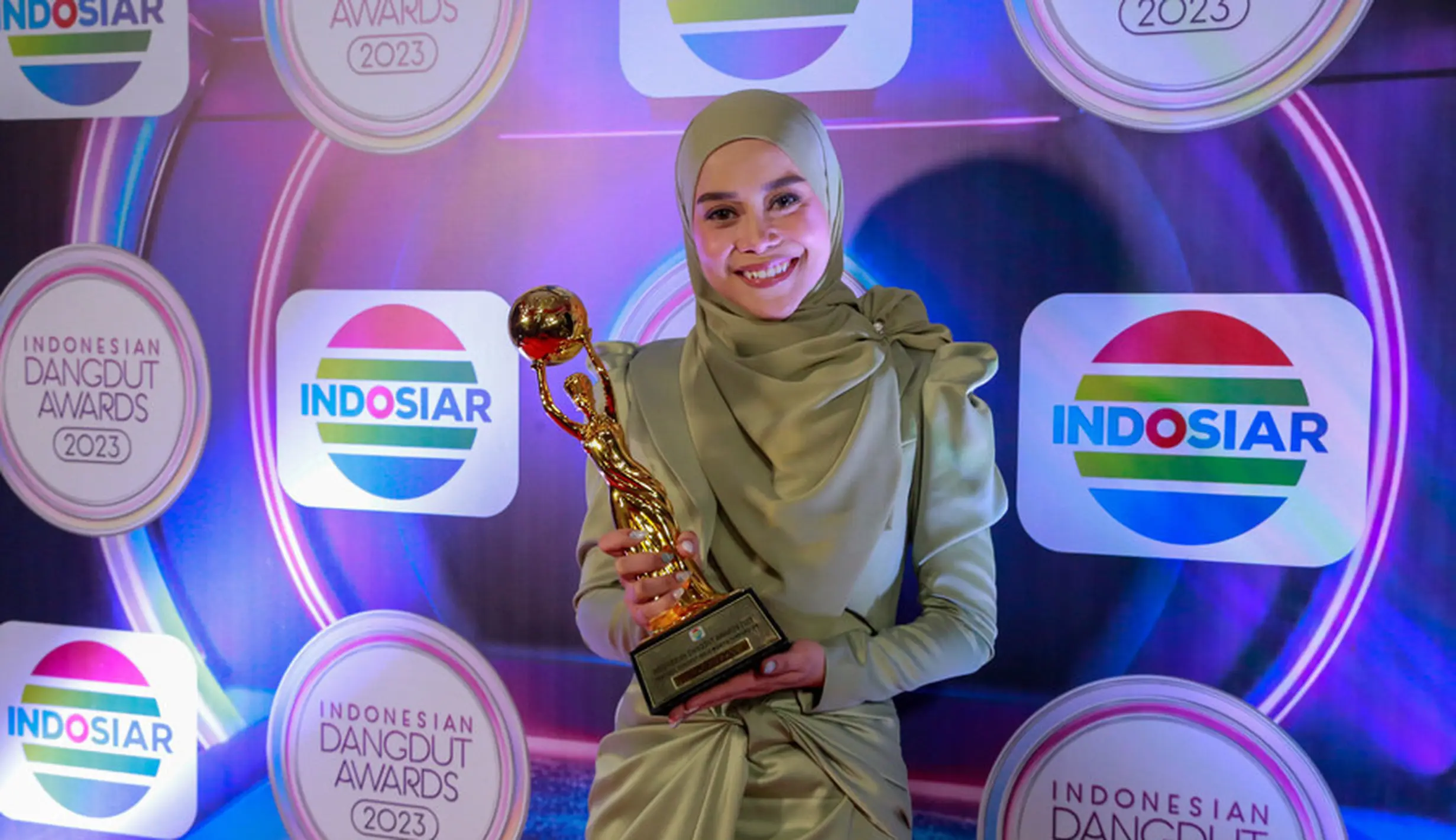 Potret Para Peraih Piala Penghargaan Indonesian Dangdut Awards 2023 Indosiar - Photo Fimela.com