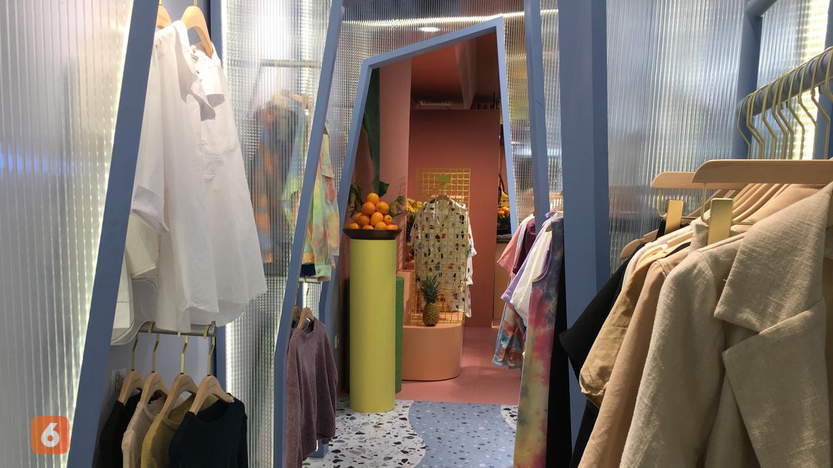 Menyiasati Bentuk Ruang Memanjang di Butik Kelas Atas dengan Desain ...