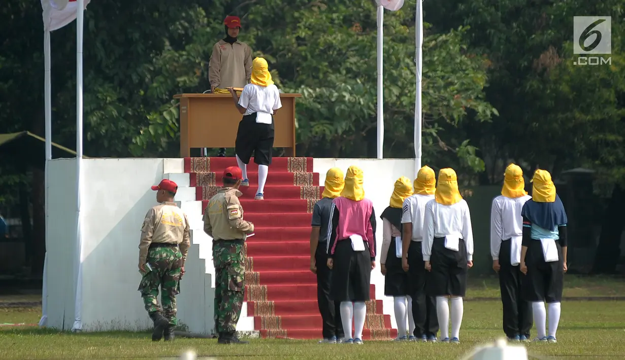 Calon Paskibraka 2017 Terus Matangkan Latihan Menaikkan Bendera - Foto ...