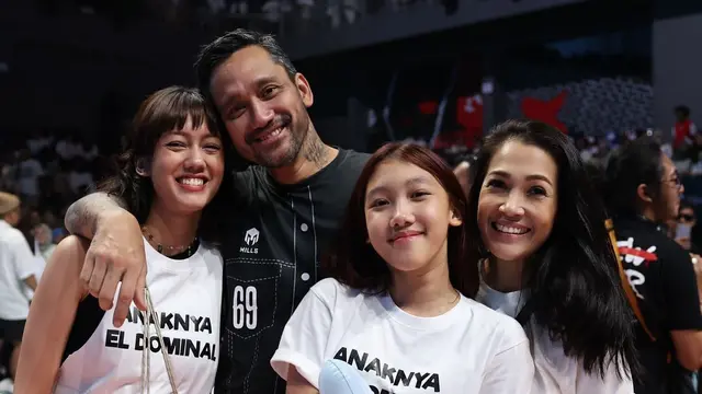 Segera Jadi Kakek, Ini 7 Potret Kedekatan Tora Sudiro dan Putri ...