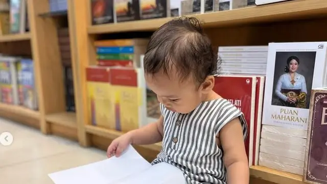 6 Potret Kenkulus, Si Bayi Cerdas yang Disebut Reinkarnasi Albert ...