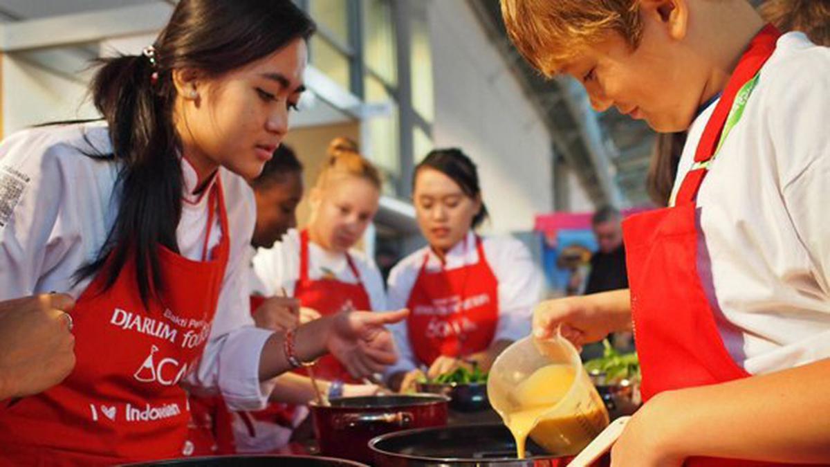Siswa Jerman Puji Kuliner Indonesia Dalam Acara Food Explorer ...