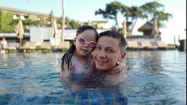 Berlibur ke Bali, Ini 6 Potret Gempi dengan Rambut Cornrow yang Bikin ...