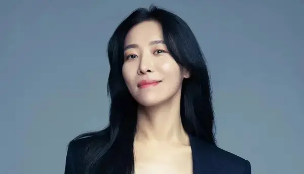 Putra Taeyang Bigbang Berwajah Cantik Mirip Min Hyo Rin, Bikin Banyak ...