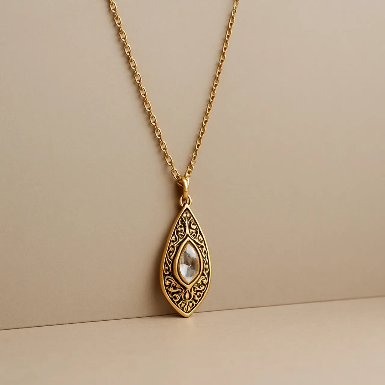 8 Model Kalung Rantai Emas Panjang, Tampil Mewah dan Elegan untuk ...