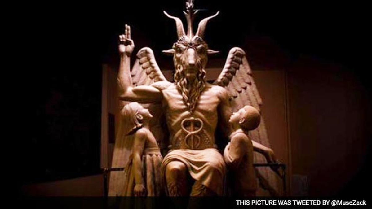 Patung Baphomet, Simbol Pemujaan Setan Gegerkan Detroit - Global ...