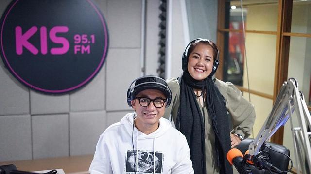 Simak Keseruan Bayu Oktara dan Ivy Batuta Siaran dari Rumah dalam ...